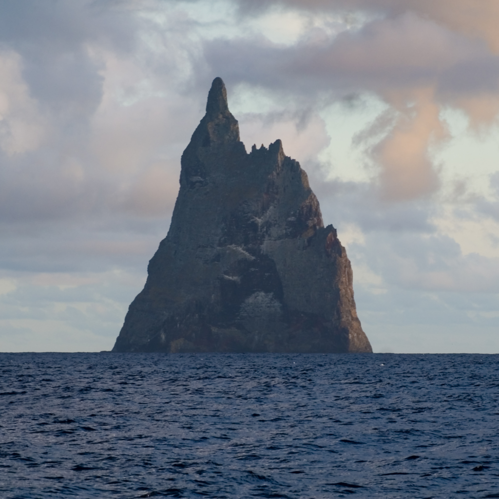 Discover Breathtaking Views: Your Ultimate Guide to Hiking Pyramid Rock ...